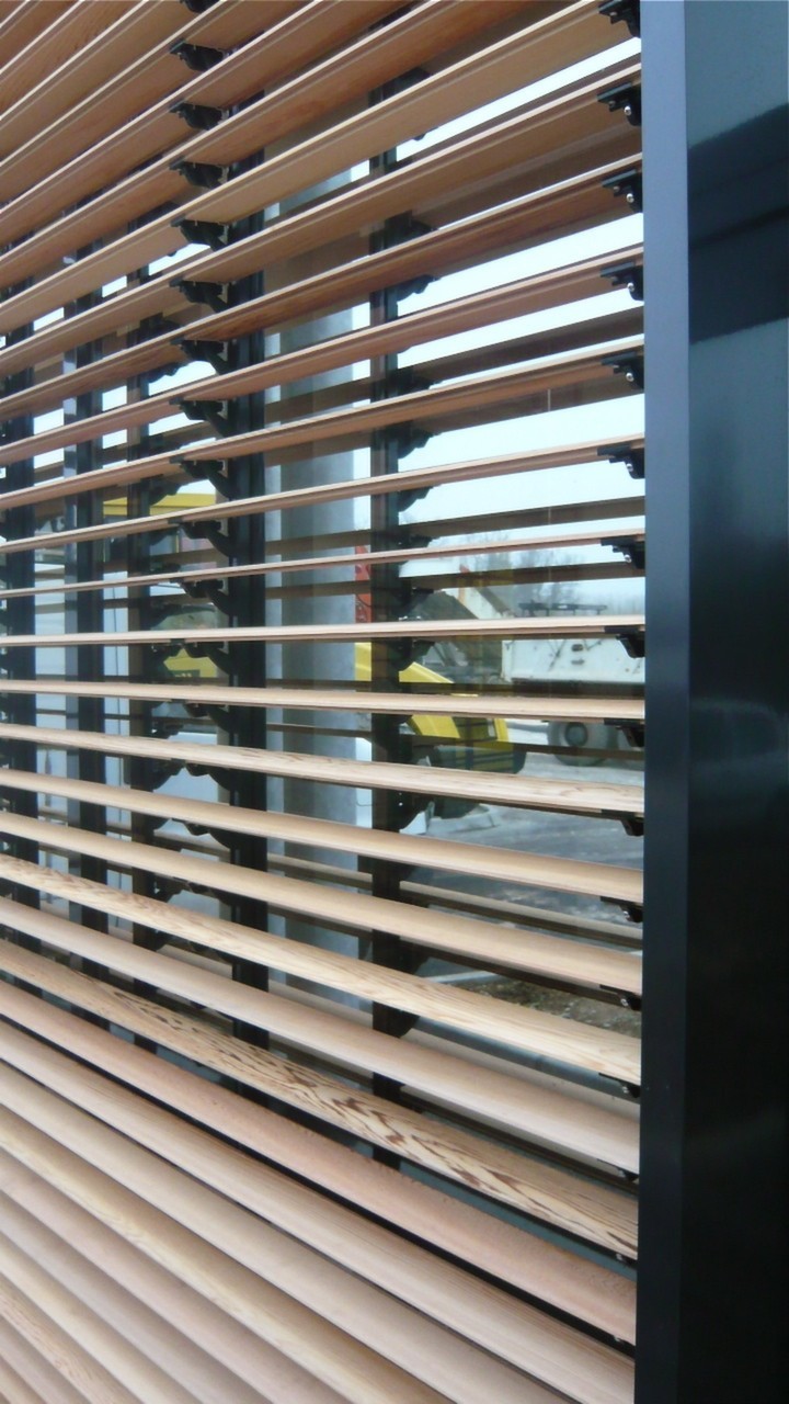 Wood Louver 74W | Sunshield Unique Louvers