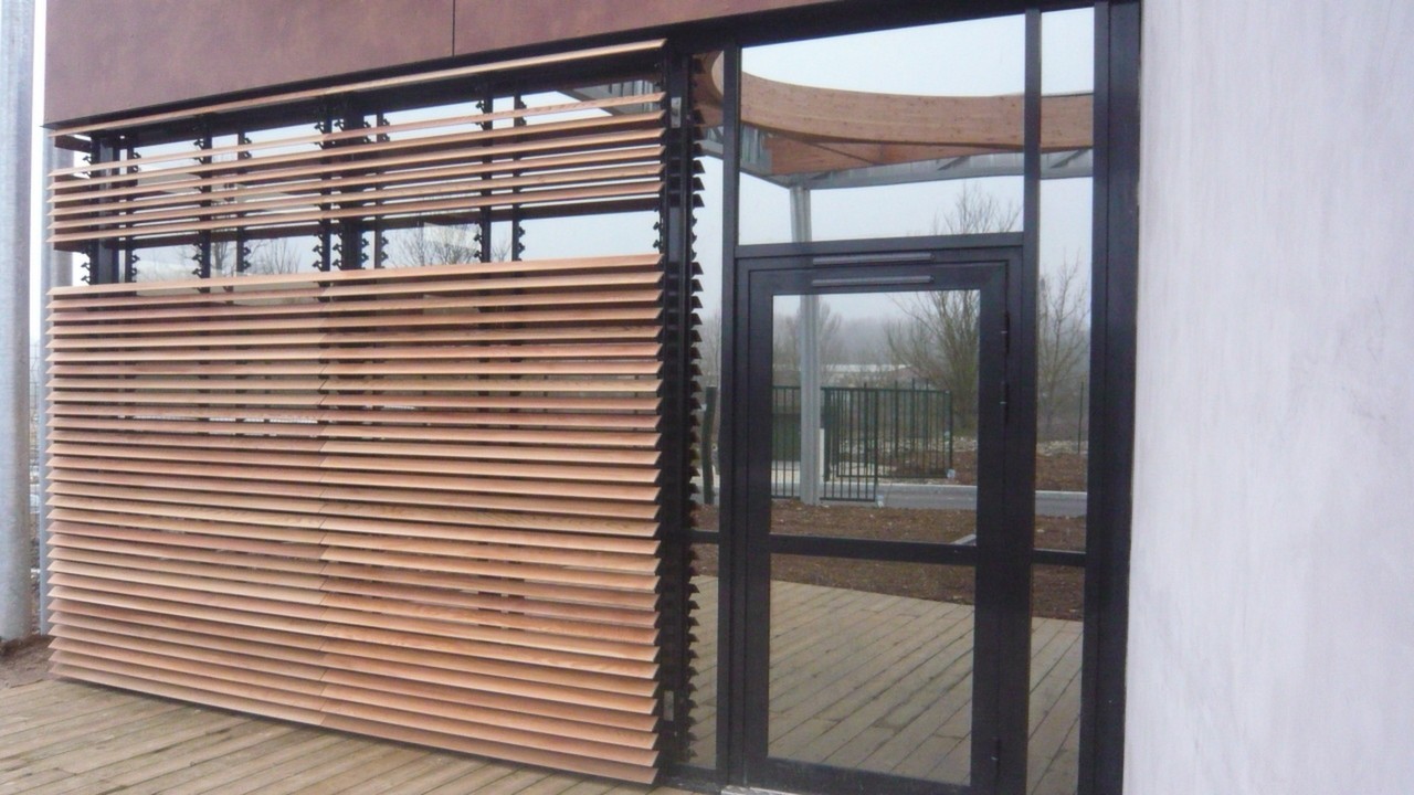 Wood Louver 74W | Sunshield Unique Louvers