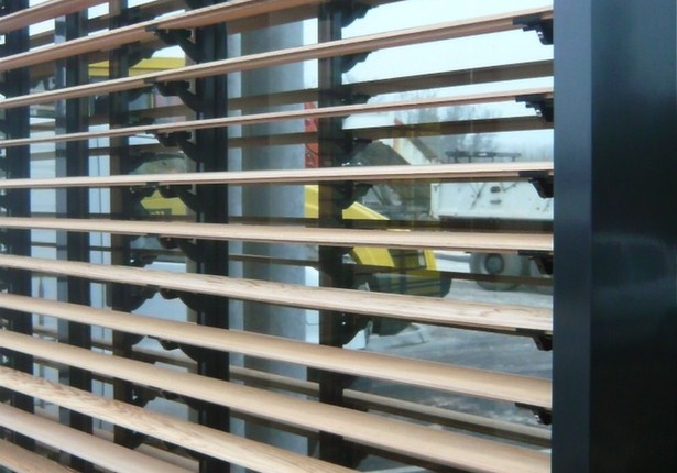 Wood Louver 74W | Sunshield Unique Louvers