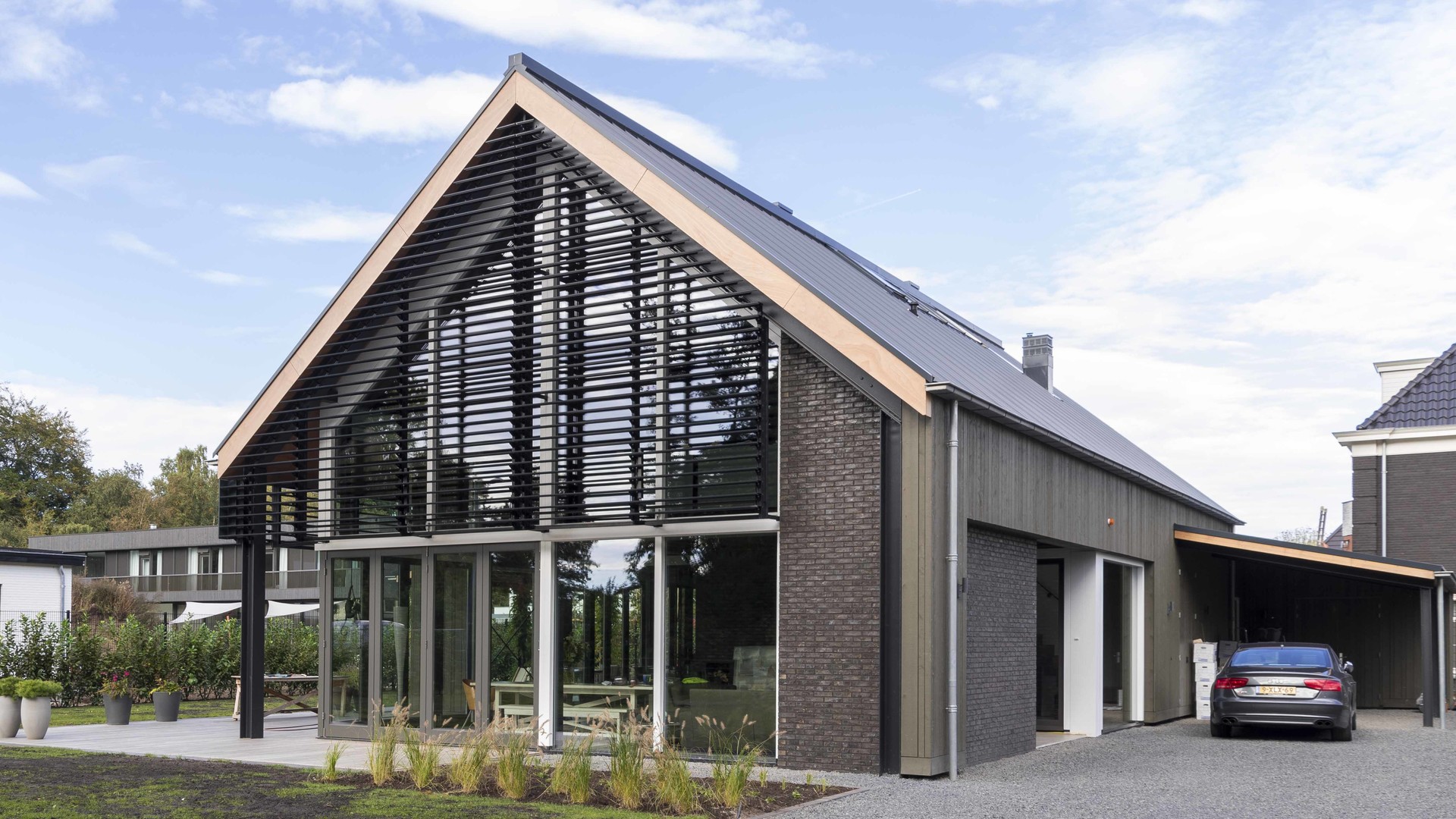 Triangle, 155E Louver, Rotterdam, NL | Sunshield Global