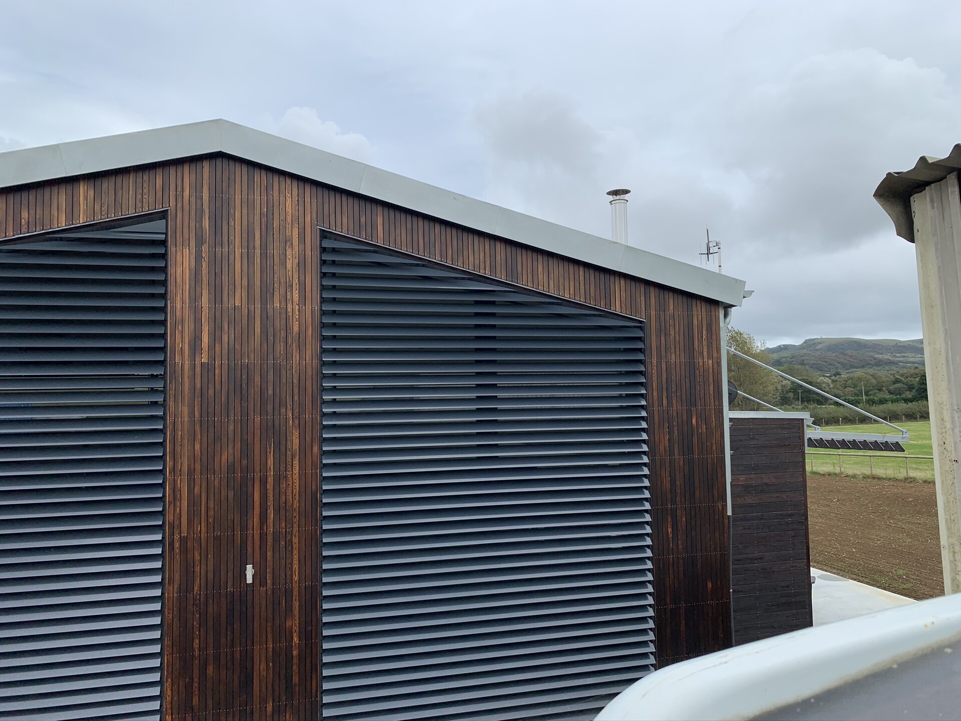 Multiple louvers, 150E, Clover Farm, IMP House, Isle of Wright, UK ...