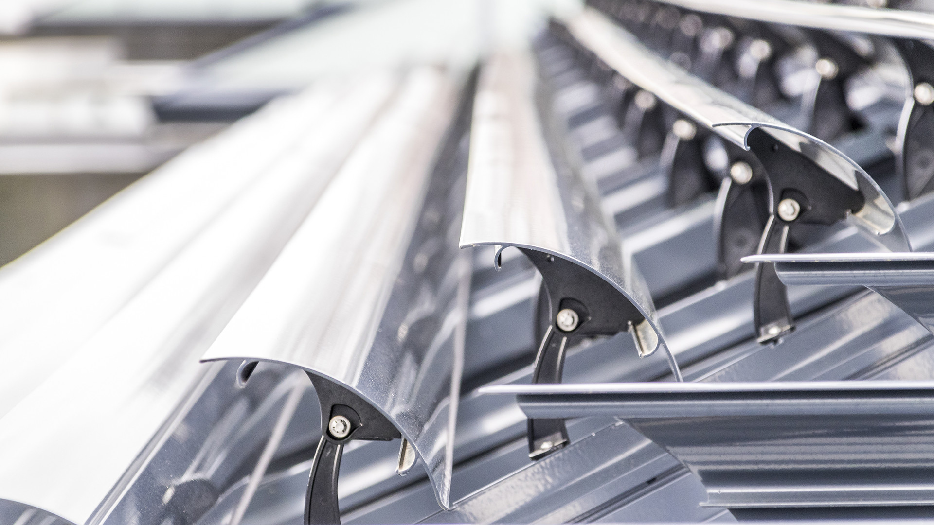 Aluminium Louver 145-E | Sunshield Unique Louvers